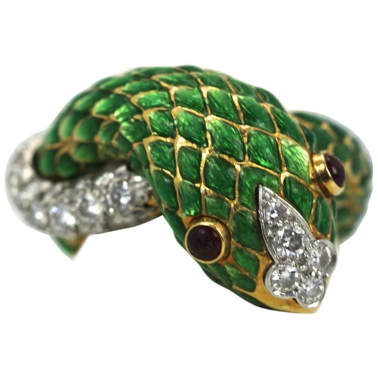 David Webb Iconic Green Enamel Snake Ring 18 Karat at 1stDibs