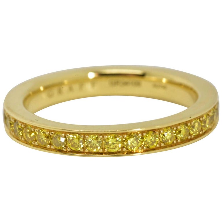 Graff Eternity Diamond Platinum Wedding Band For Sale at 1stdibs