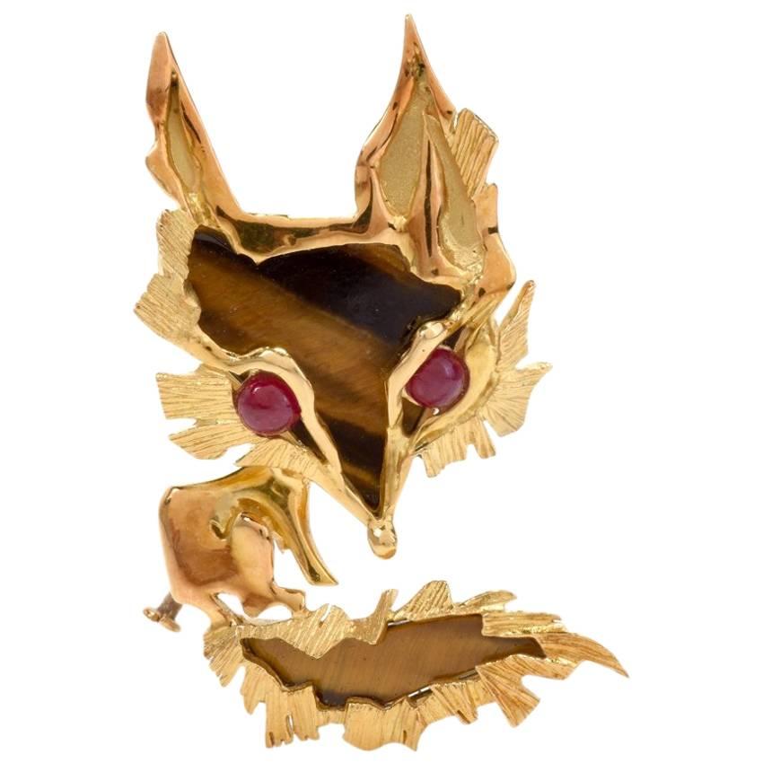 Vintage Swiss Gubelin Textured 18 Karat Gold Tiger-Eye Ruby Fox Pin ...