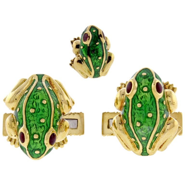 David Webb Green Enamel Gold Frog Cufflinks at 1stDibs