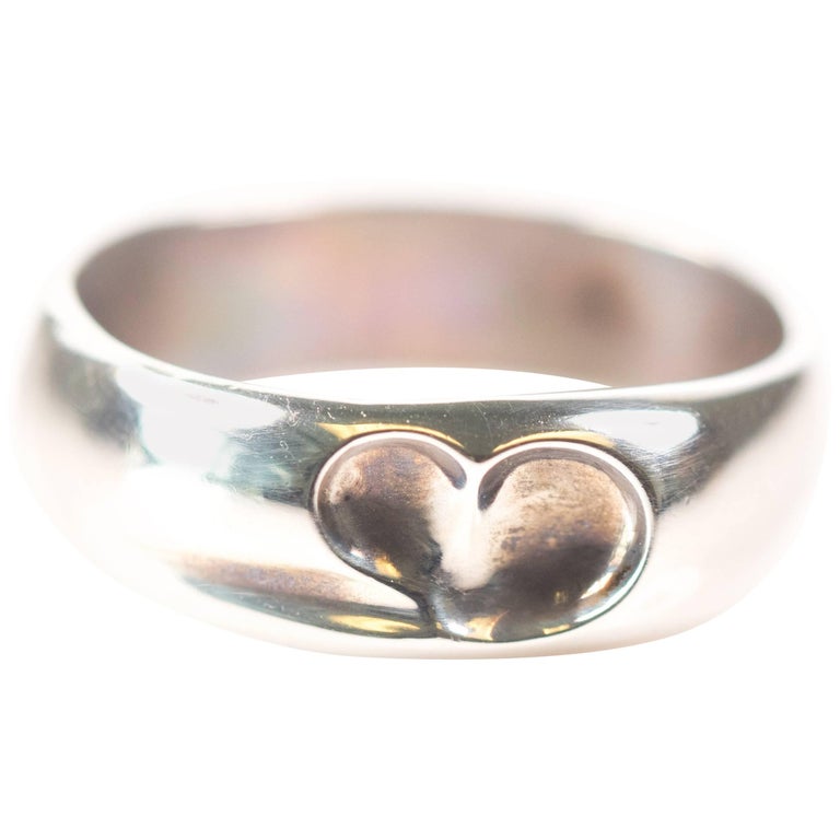 Tiffany and Co. Elsa Peretti Collection Sterling Silver Bean Ring at ...