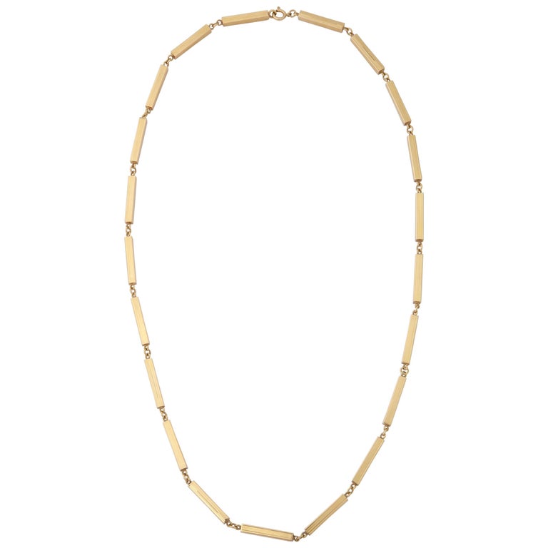 1980s Three Dimensional Box Link with Vertical Lines Design Chain ...