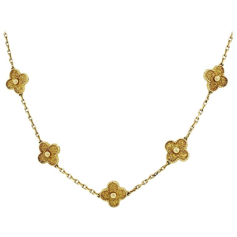 Van Cleef and Arpels 20 Motif Necklace For Sale at 1stDibs