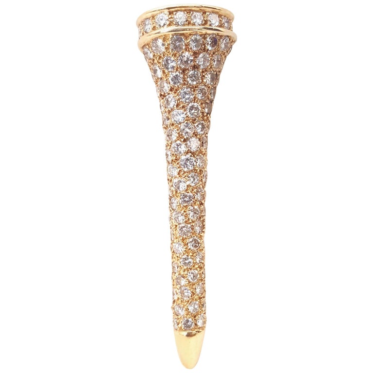 Lindsay 14 Karat Diamond Encrusted Golf Tee Brooch For Sale at 1stDibs