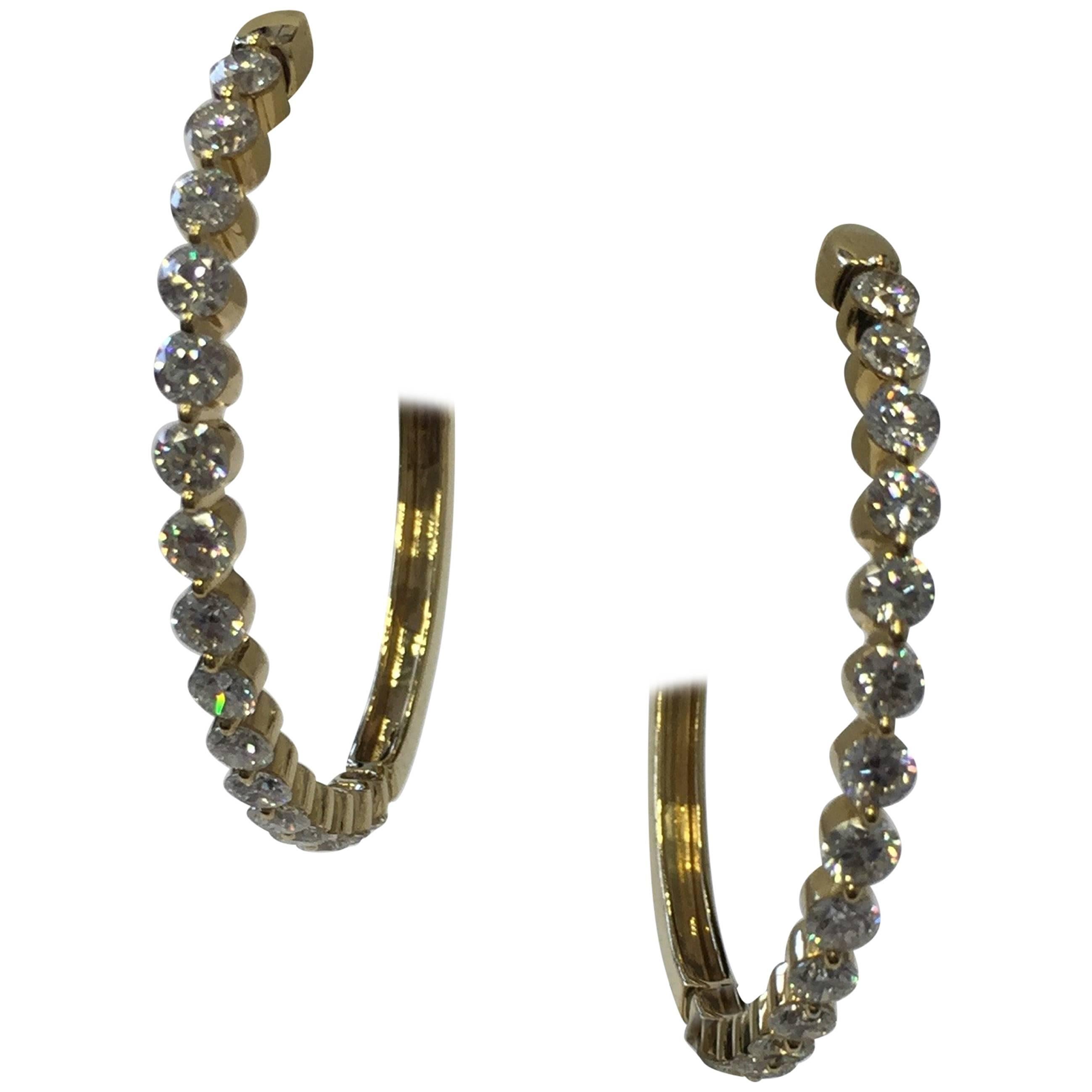 18 Karat Yellow Gold D'Oro Diamond Hoops For Sale at 1stDibs