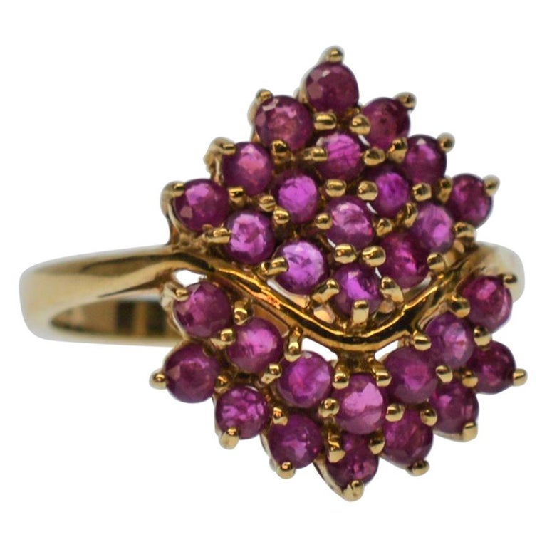 Vintage 1940's Natural Genuine Fuchsia Ruby 10K Yellow Gold Ring at 1stDibs