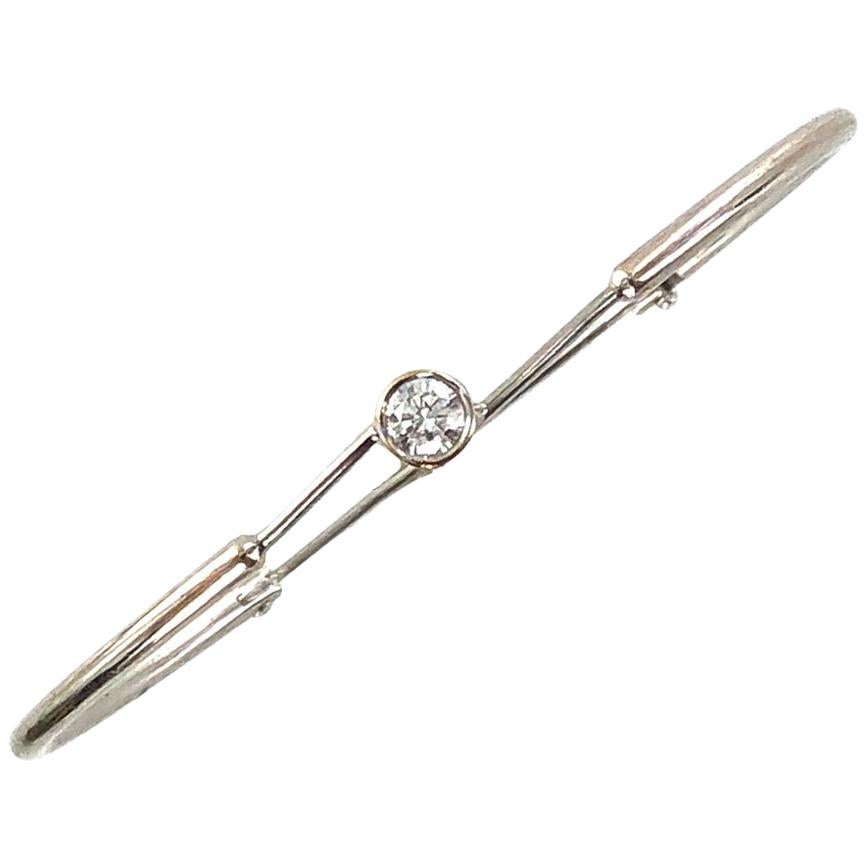 Modern Diamond Solitaire 18 Karat White Gold Bangle Bracelet at 1stDibs