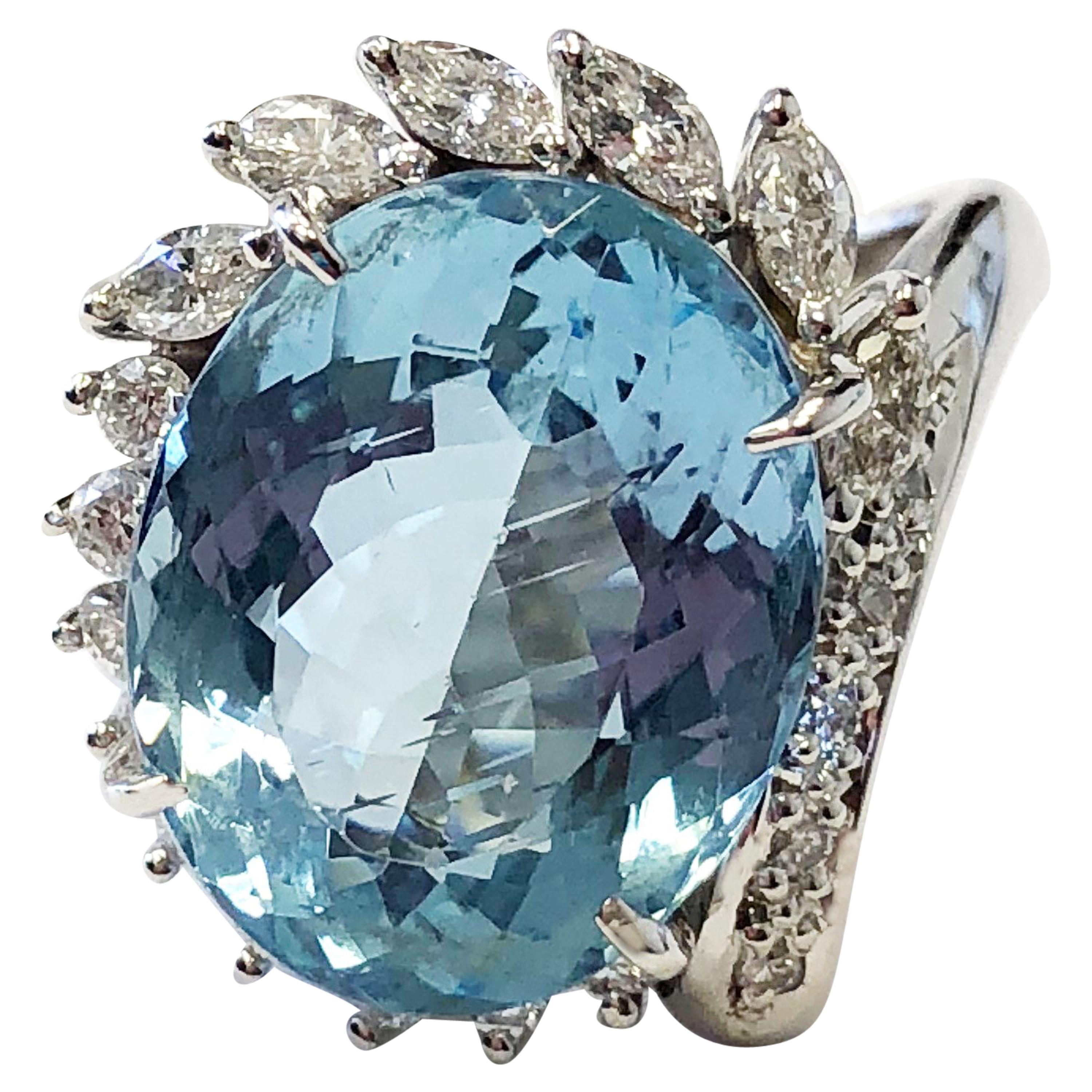 Kunzite Oval and White Diamond Cocktail Ring in Platinum For Sale at ...