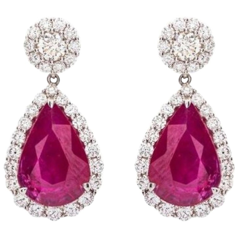 Fine Pair of Ruby and Diamond Pendant Earrings For Sale at 1stDibs