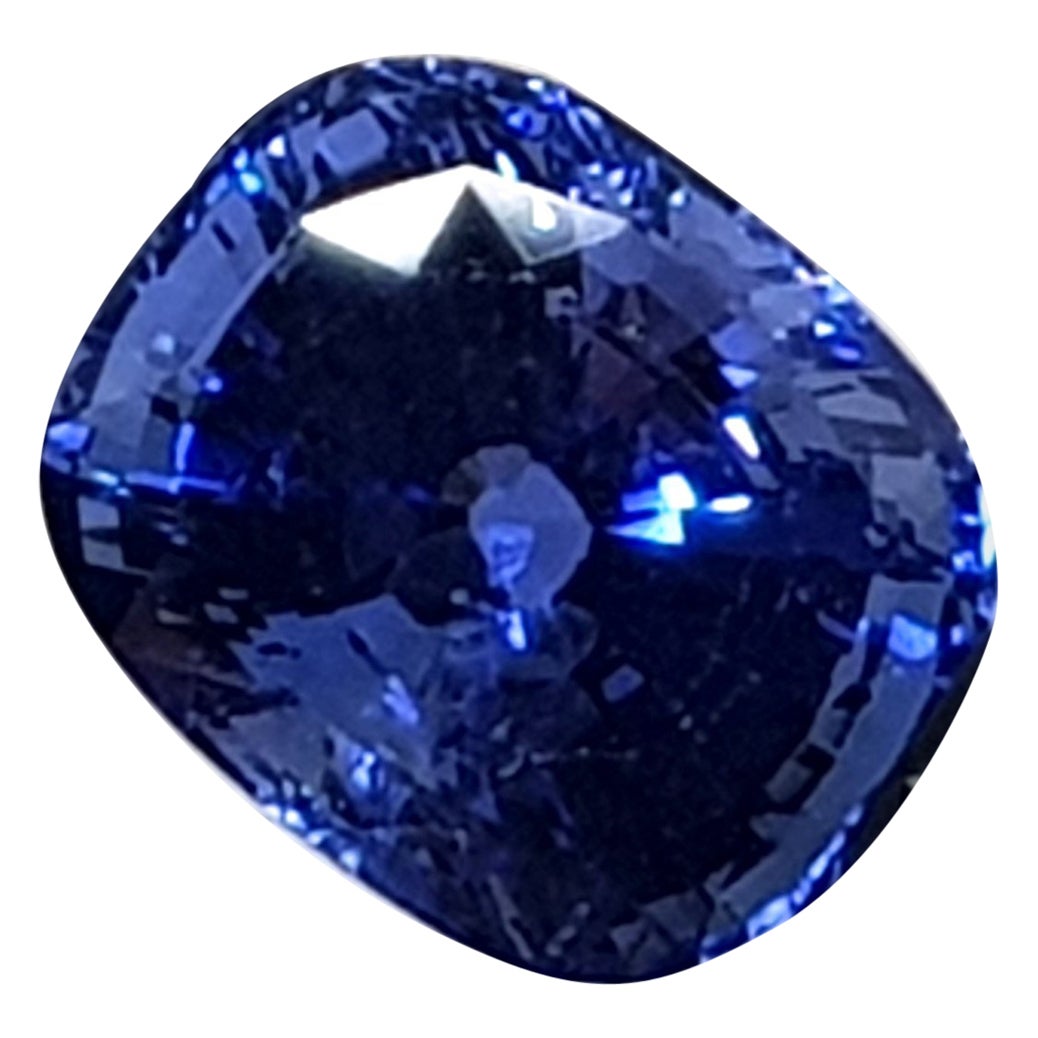3 Carat Natural No Heat Cornflower Blue Cushion Kashmir Sapphire For Sale at 1stDibs