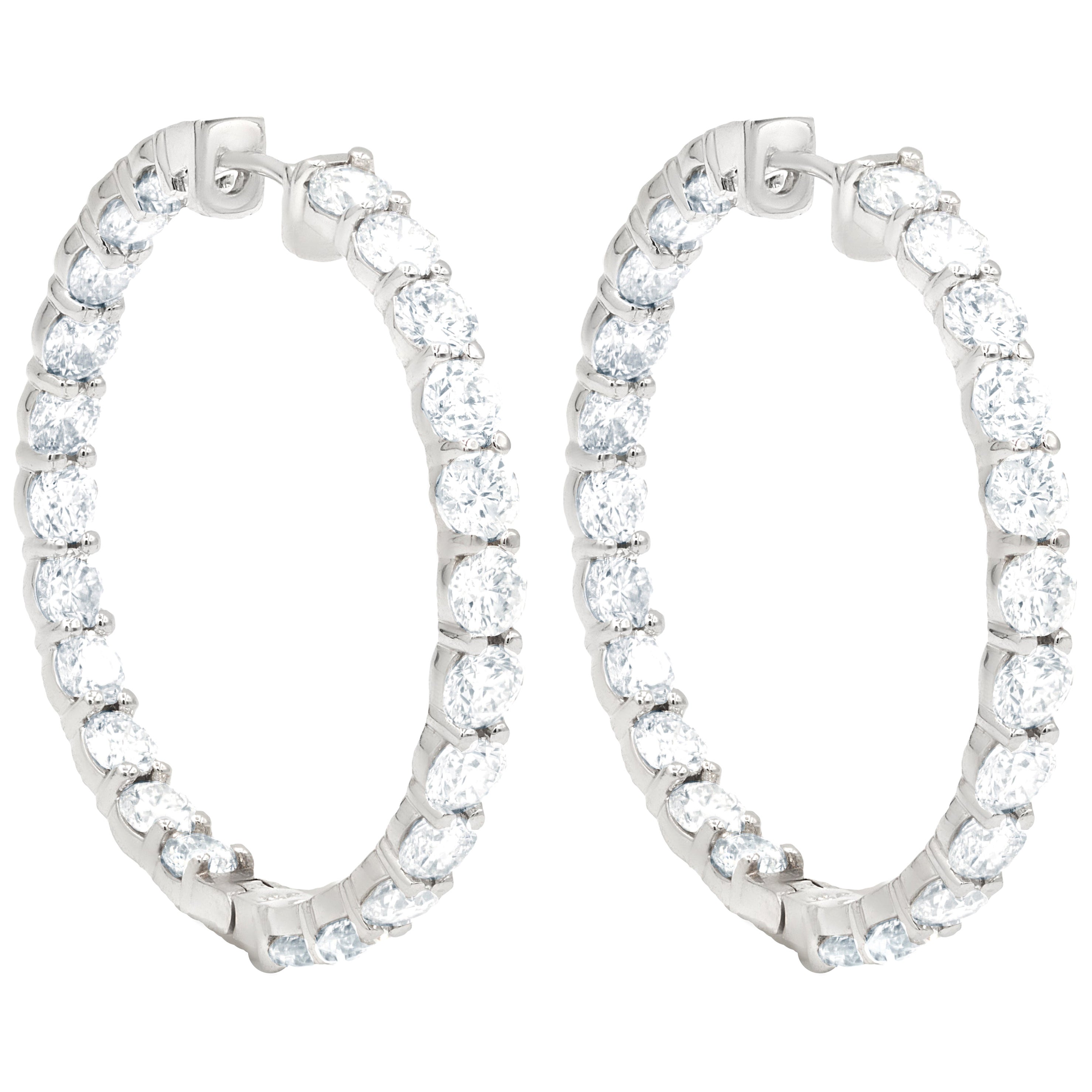 Mini Diamond Hoop Earrings 0 20 Carat For Sale At 1stdibs