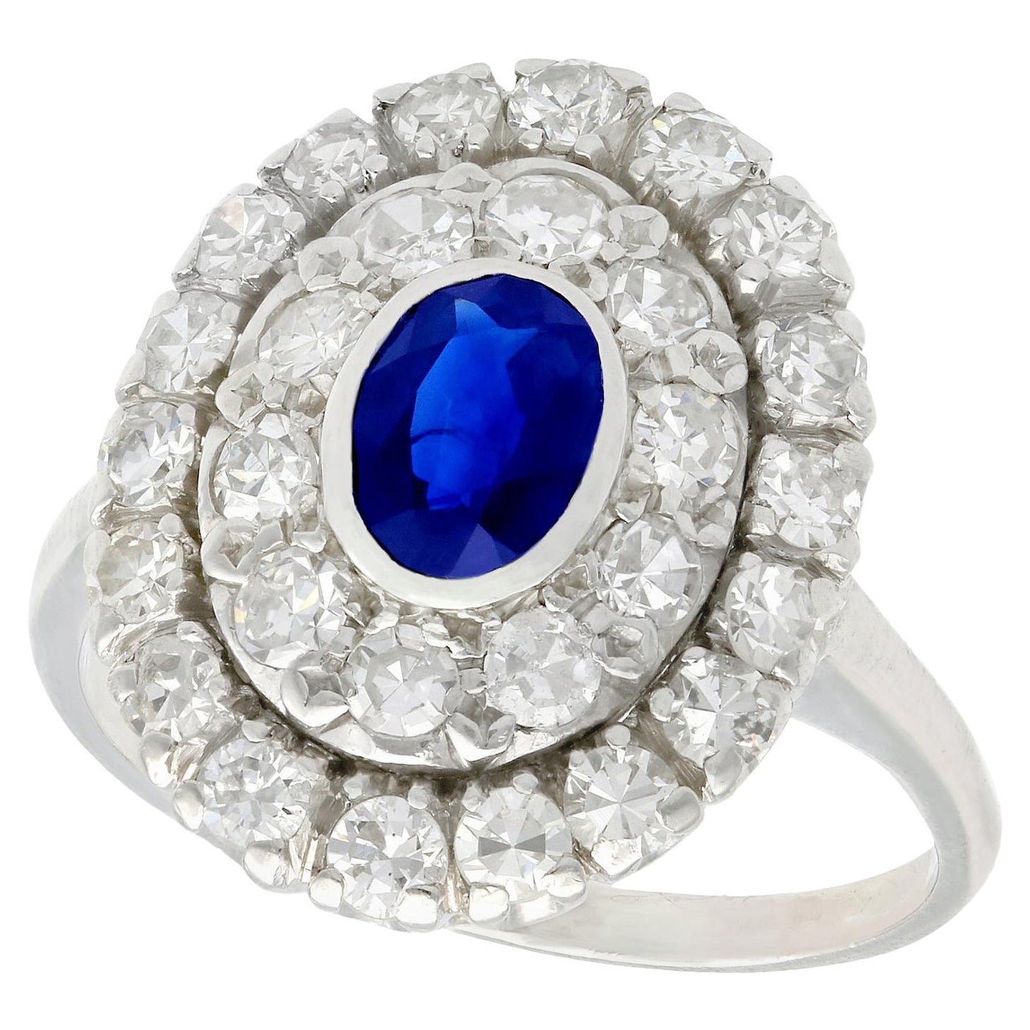 1.88 Carat Ruby and Diamond Gold Cluster Ring For Sale at 1stDibs