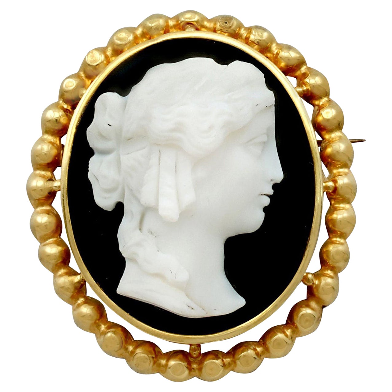 Antique French Cameo Brooch or Pendant in Yellow Gold, Circa 1880 For ...
