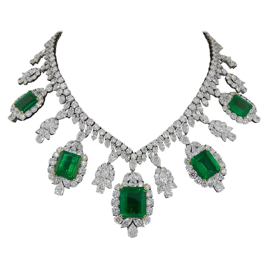 Harry Winston Emerald and Diamond Necklace For Sale at 1stDibs