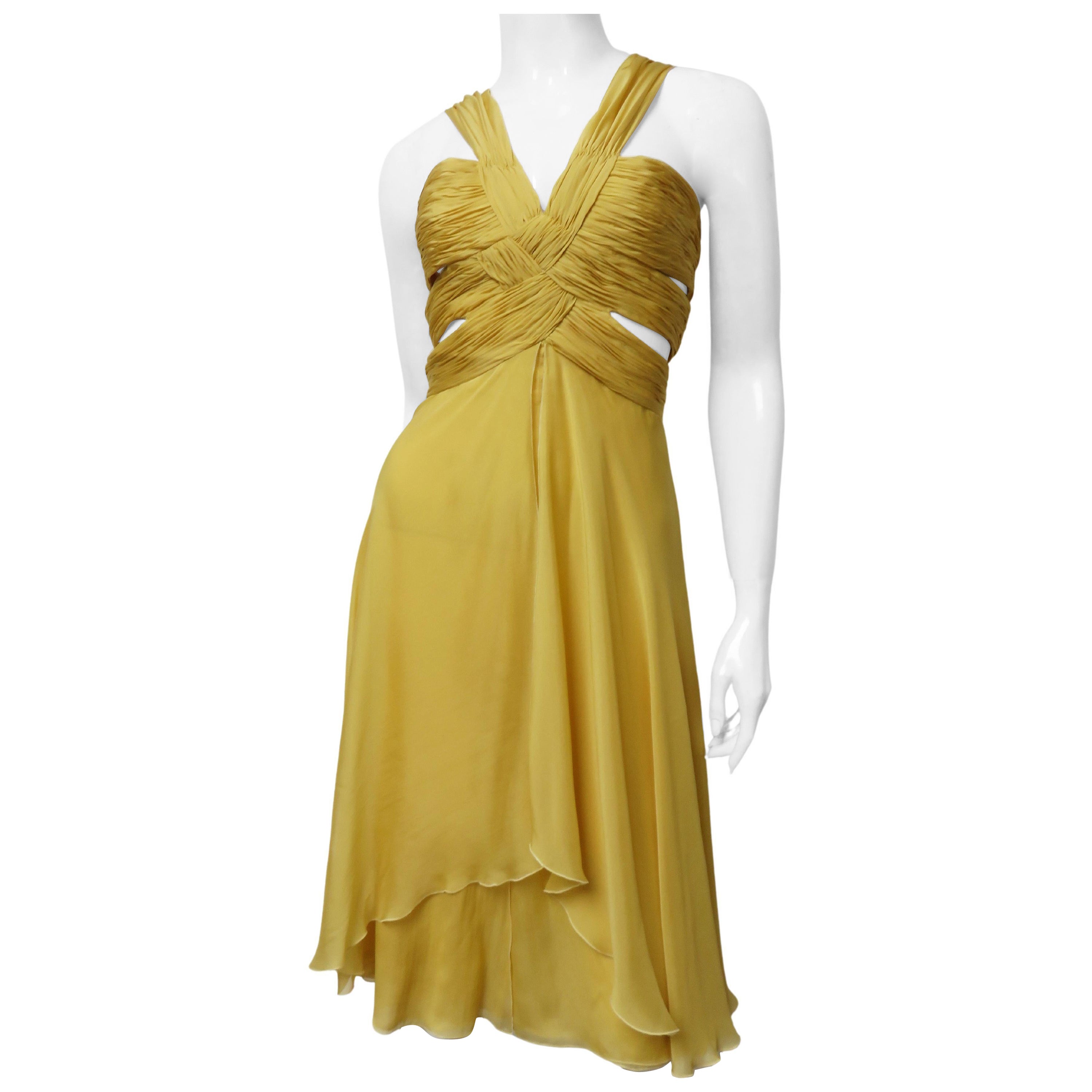 1972 Valentino Haute-Couture White Crepe and Ostrich Feathers Empire ...