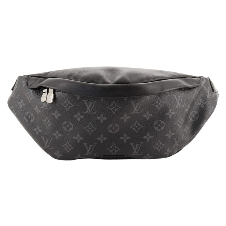 Louis Vuitton Discovery Bumbag Monogram Eclipse Canvas at 1stDibs