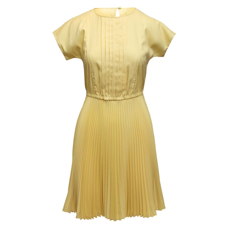 Prada Light Yellow Short Sleeve Pleated Dress For Sale at 1stDibs