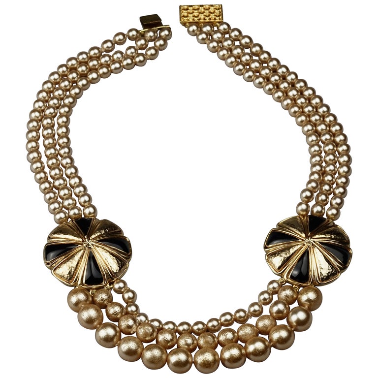 Vintage BALENCIAGA Tiered Pearl Disc Necklace For Sale at 1stDibs