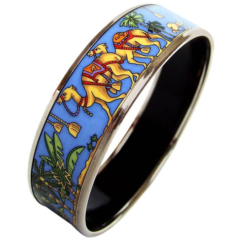 Hermes Enamel Printed Bracelet Camels In Desert Blue PHW Size 65 at 1stDibs