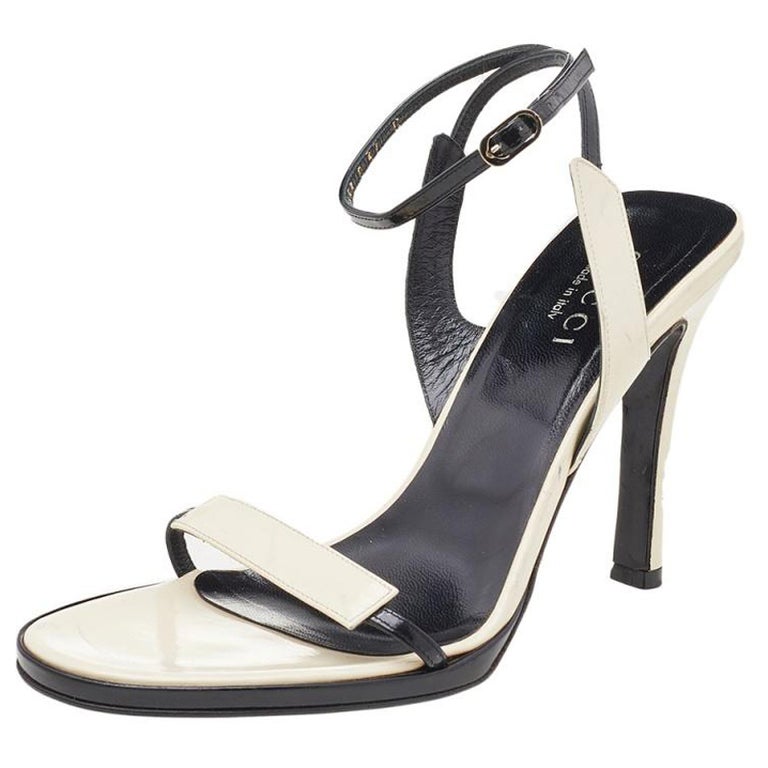 Gucci White/Black Leather Ankle Wrap Sandals Size 37 For Sale at 1stDibs
