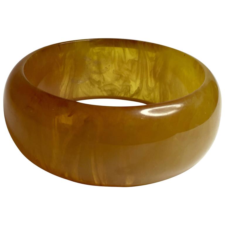 1930's Swirled Bakelite Faux Amber Bangle Bracelet For Sale at 1stDibs