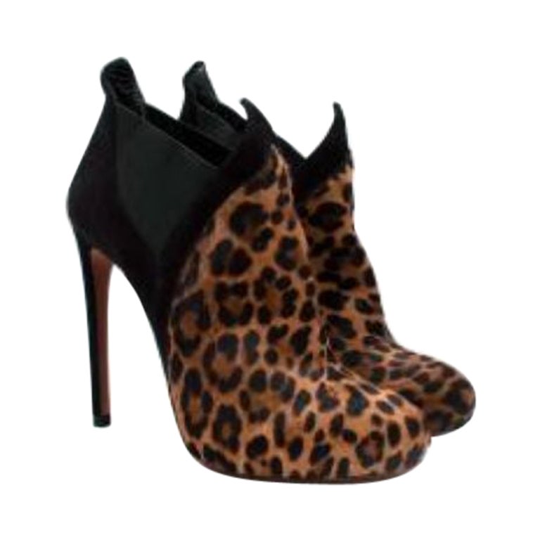 Brown / Black Leopard Calf Hair Suede Booties For Sale at 1stDibs