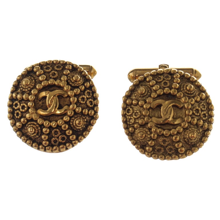 Gold-tone round vintage Chanel cufflinks with embossed CC logo in the ...