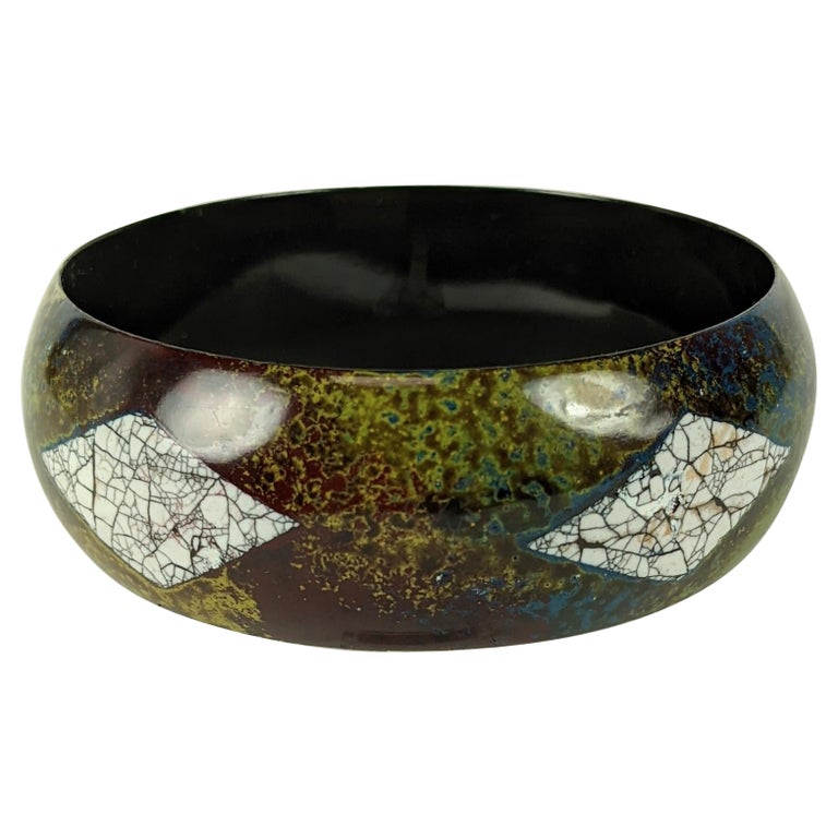 Art Deco Eggshell Lacquer Bangle Bracelet For Sale at 1stDibs