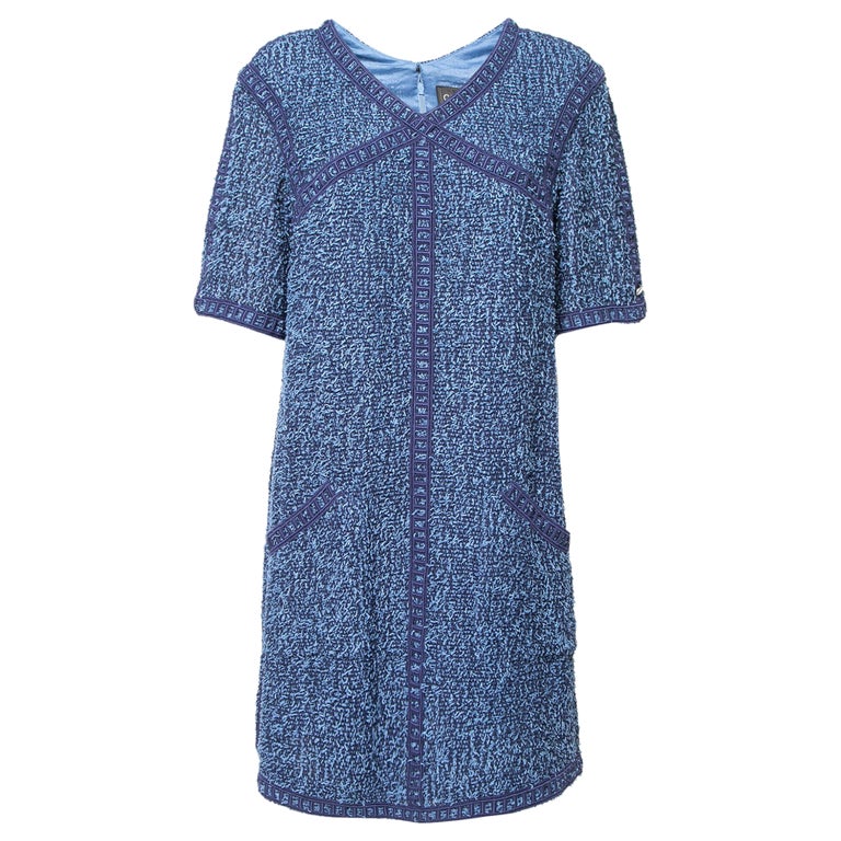 Chanel Blue Bouclé Tweed Pocketed Shift Dress L For Sale at 1stDibs