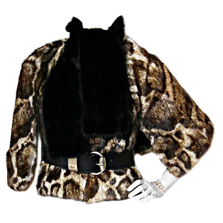 Gucci ocelot print murmel fur cape with scarf and belt size IT 42 For ...