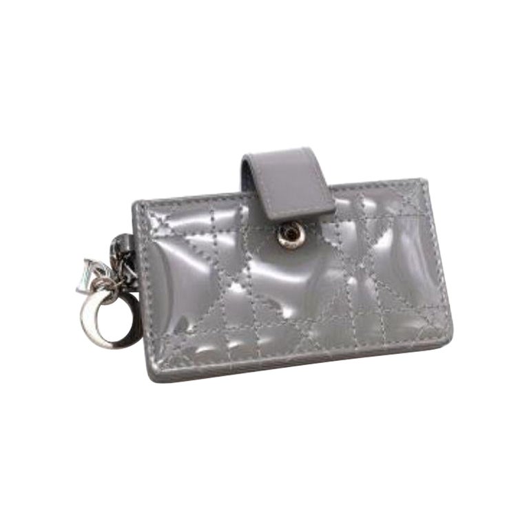 grey patent Cannage quilted accordion card holder For Sale at 1stDibs