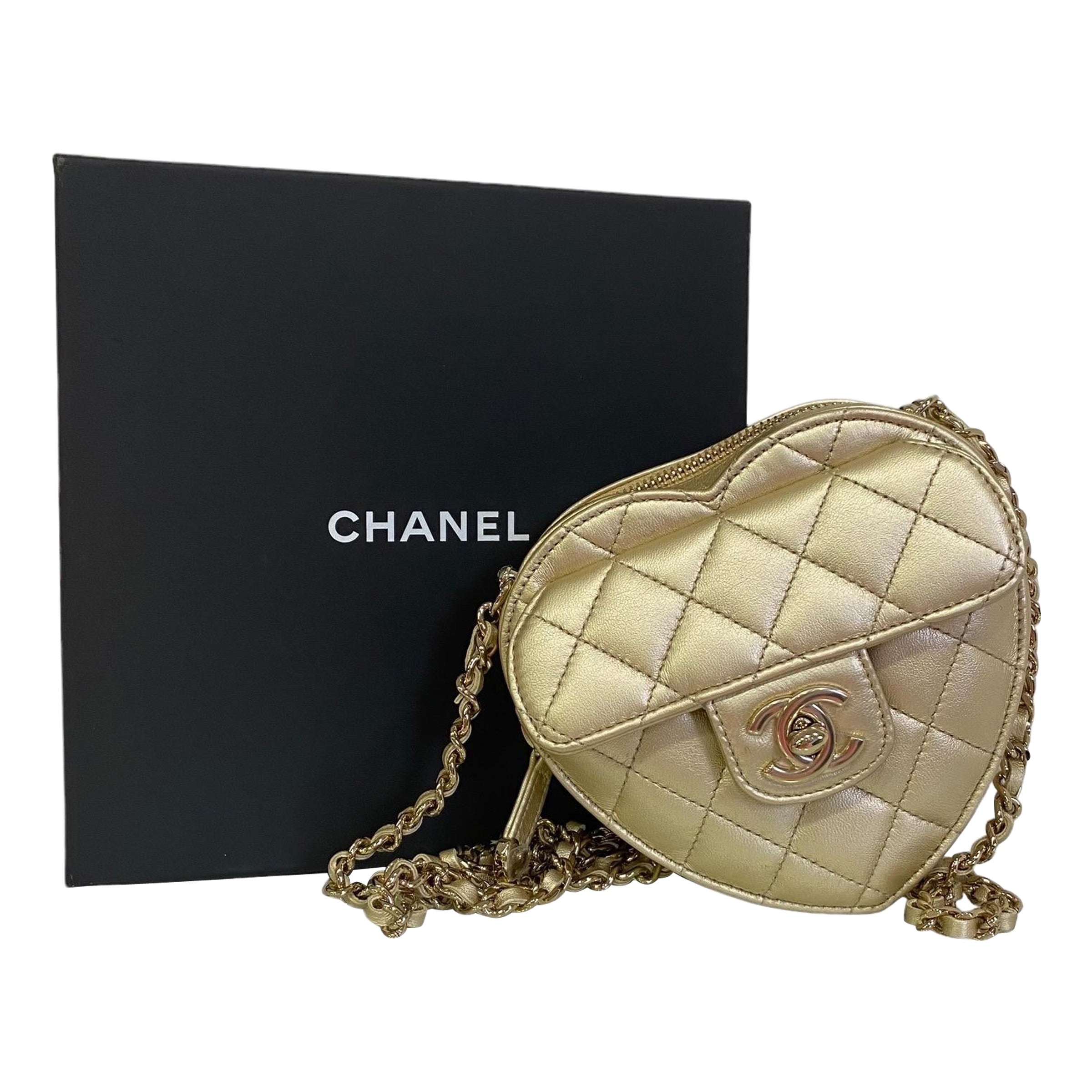 2021 Chanel Heart Bag Gold Shoulder Bag MIni For Sale at 1stDibs ...