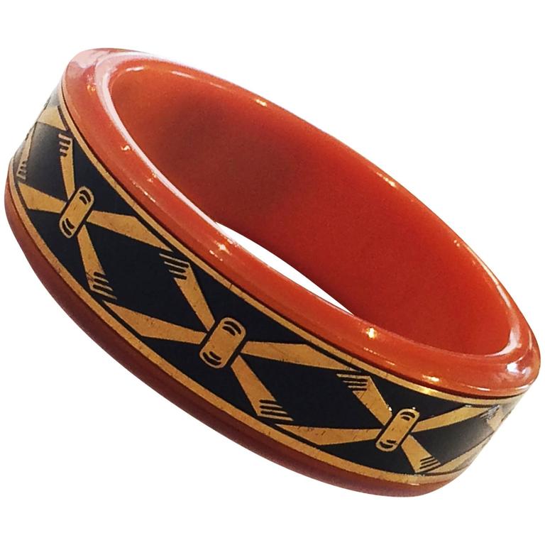 1920s Bakelite Cosmetic Compact bracelet by Marlowe at 1stDibs