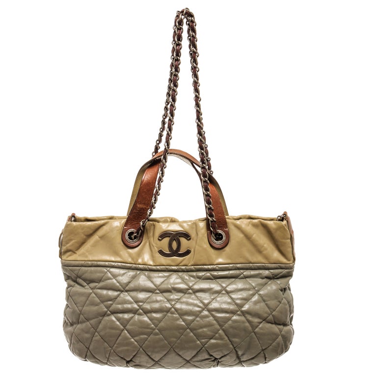 Chanel Grey Crinkled Calfskin Leather CC Tote Bag For Sale at 1stDibs