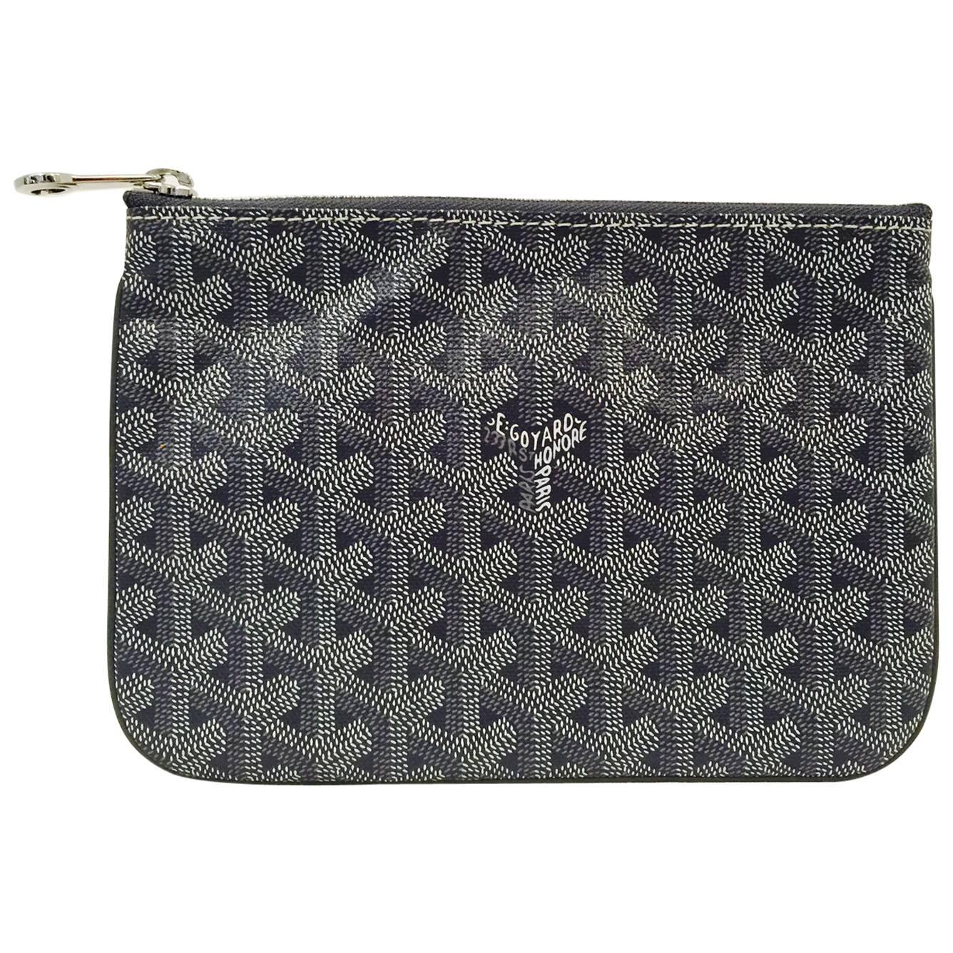 Goyard Grey Goyardine Small Pochette Excellent Condition With Box at ...