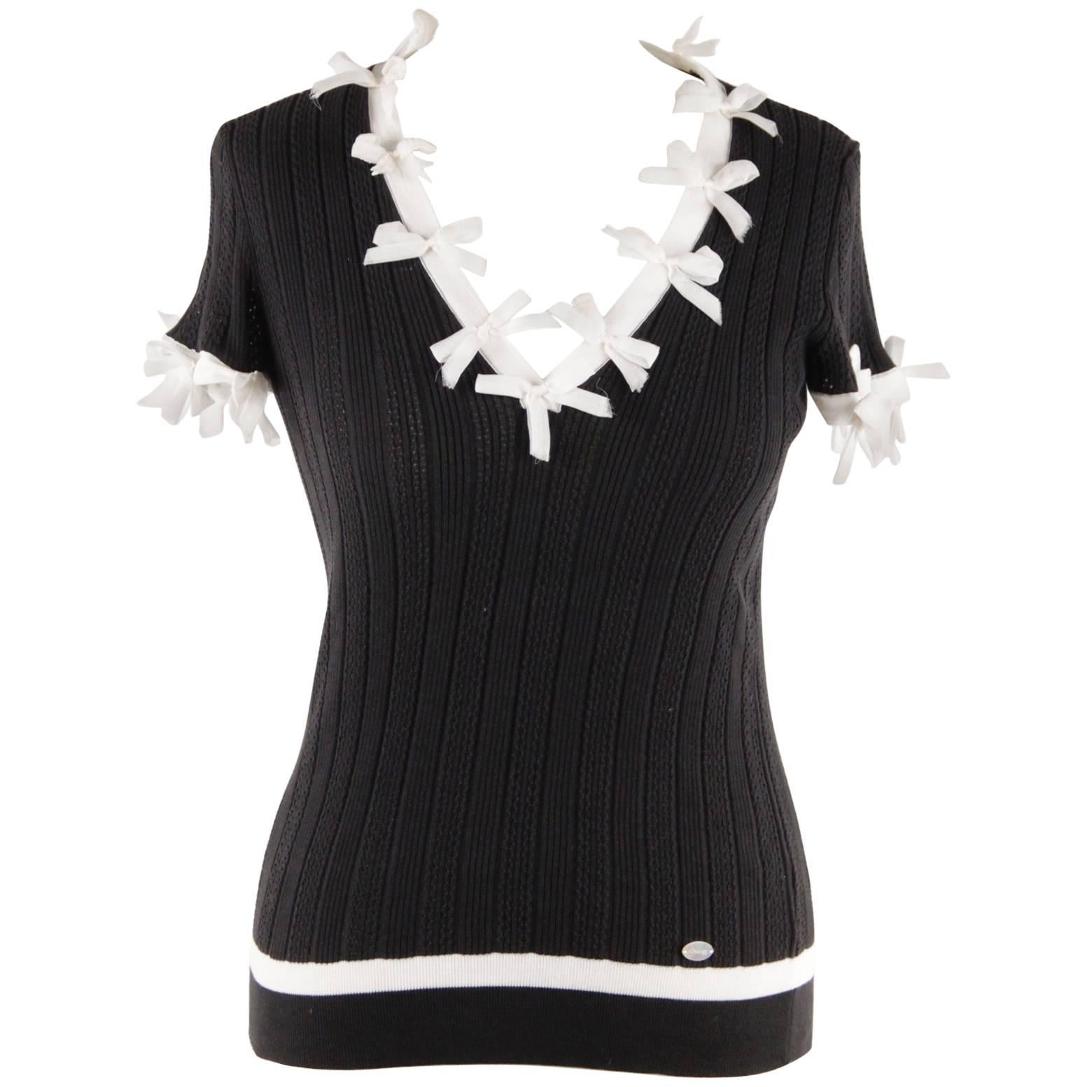 CHANEL Black Cotton KNIT TOP Short Sleeve with BOWS Detailing SIZE 38 ...