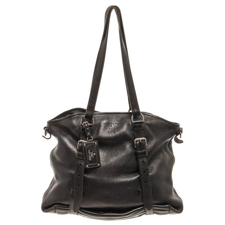 Prada Black Leather Handbag For Sale at 1stDibs