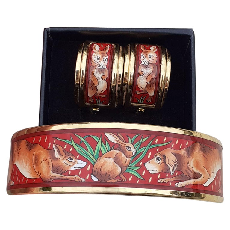 Hermès Set of Enamel Bracelet and Earrings Rabbits Dogs Gold Hdw Size ...