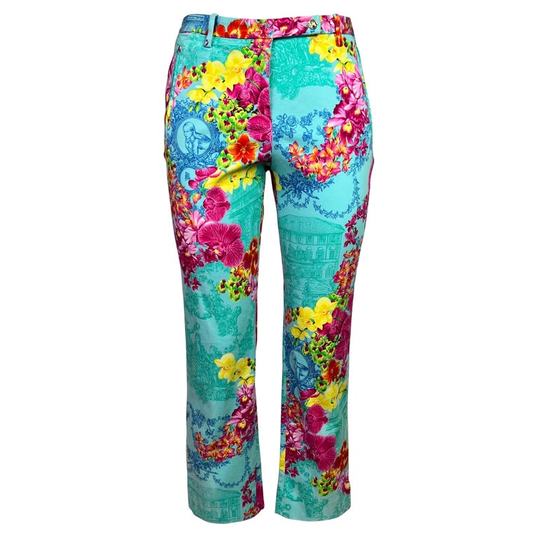 Versace Spring 2004 RTW Orchid Print Capri Pants For Sale at 1stDibs