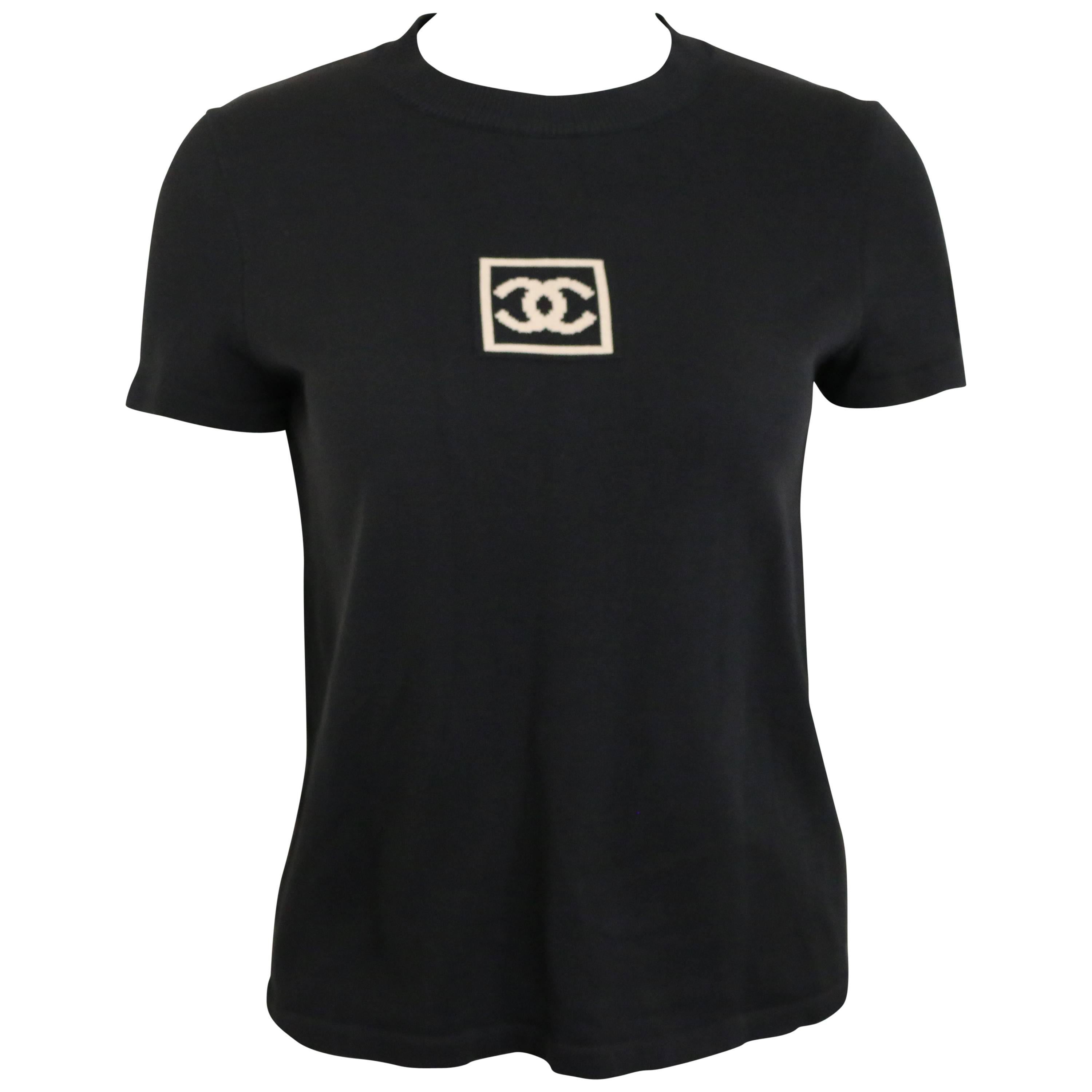 Chanel Black "CC" Logo Short Sleeve Crew Neck Top at 1stDibs