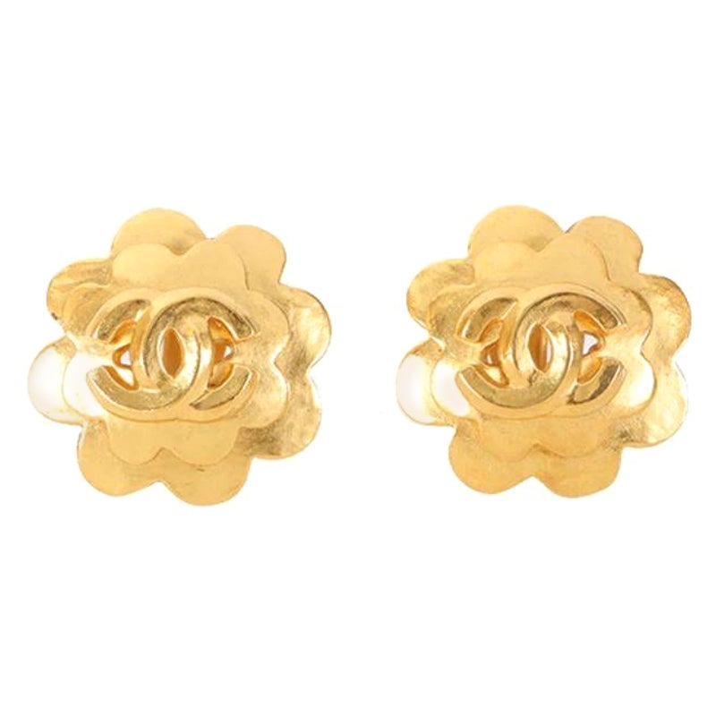 Chanel Flower CC Mark Earrings, 1996 For Sale at 1stDibs