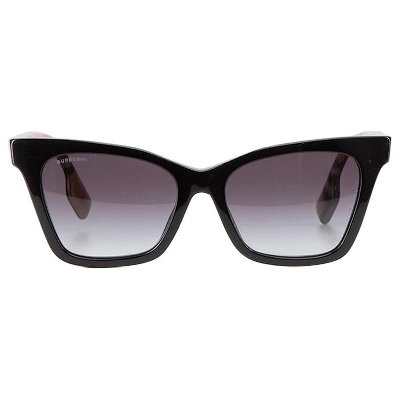 Burberry Women's Black Elsa Nova Check Detail Cat Eye Sunglasses For Sale at 1stDibs