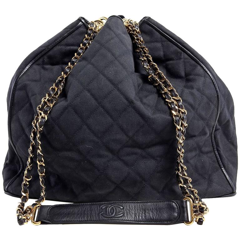 Chanel Black Quilted Canvas Drawstring Shoulder Bag at 1stDibs