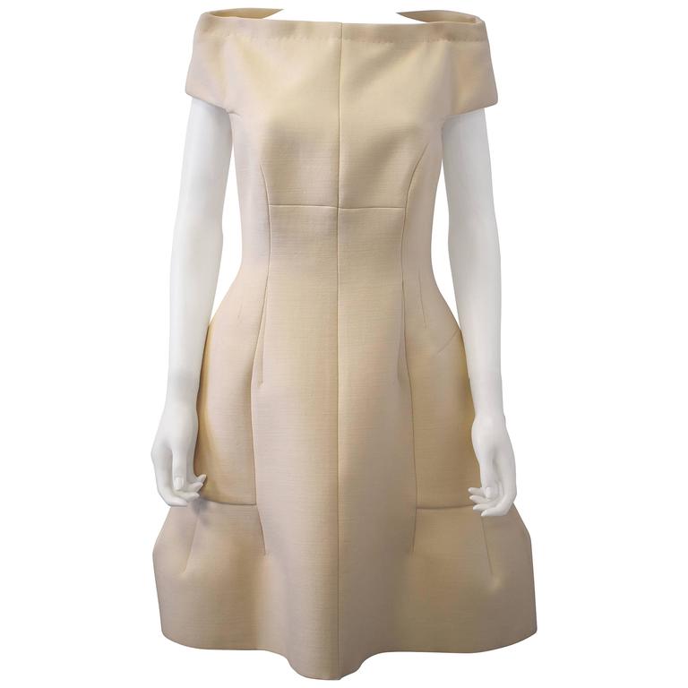 Marc Jacobs Cream Structured Cocktail Dress at 1stDibs