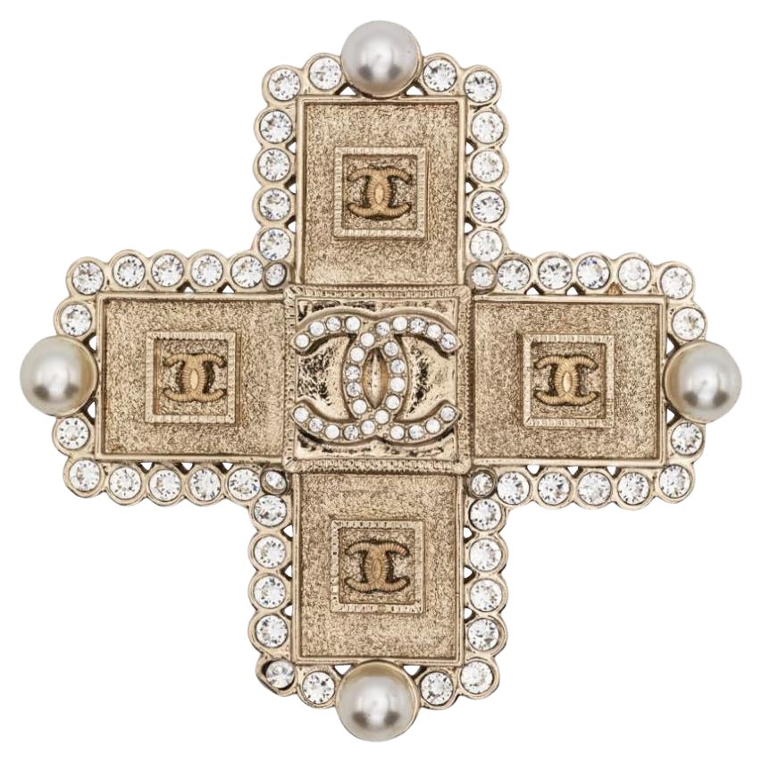 Faux Chanel Brooch - 72 For Sale on 1stDibs | fake chanel brooch ...