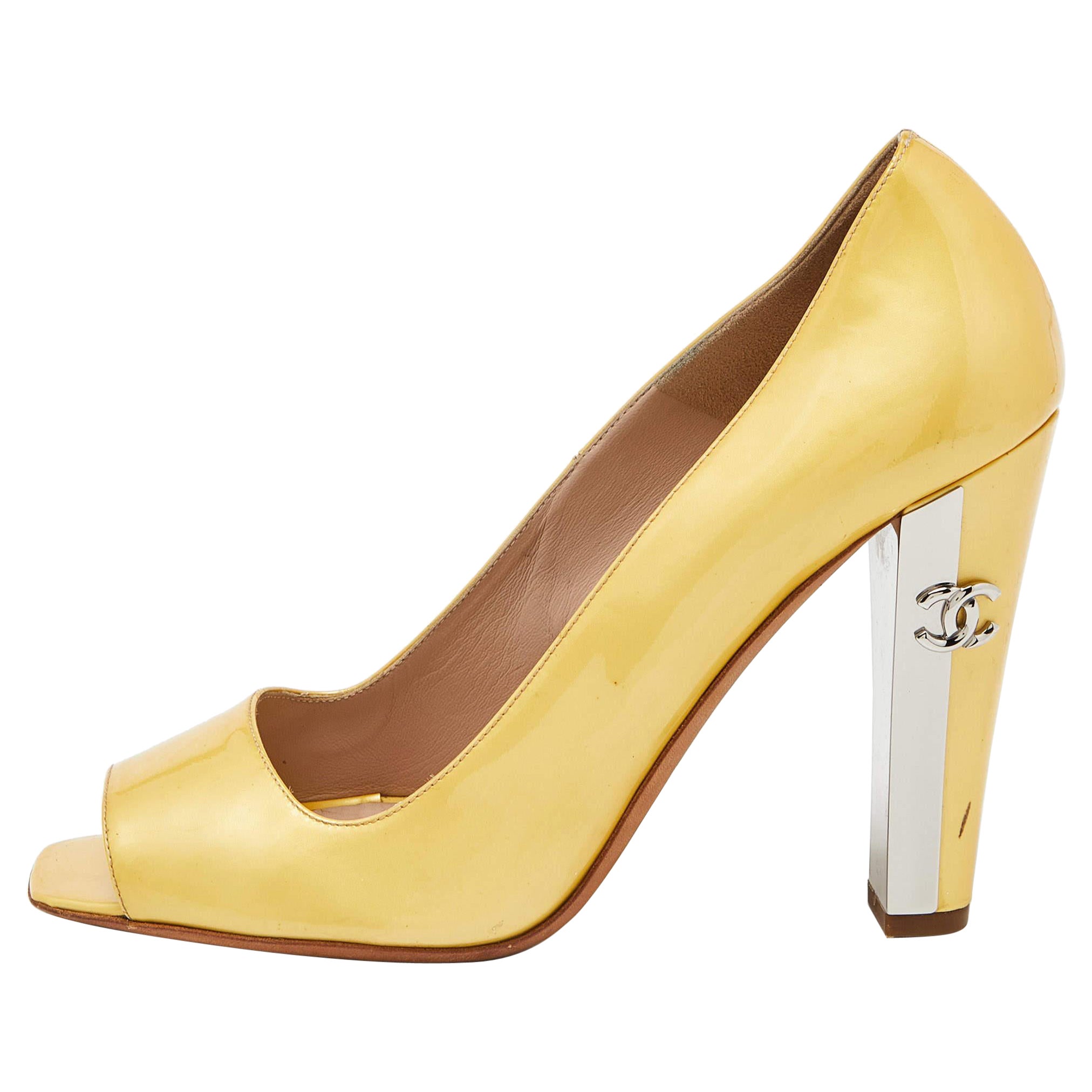 Chanel Yellow Patent Leather CC Open Toe Pumps Size 38 For Sale at 1stDibs