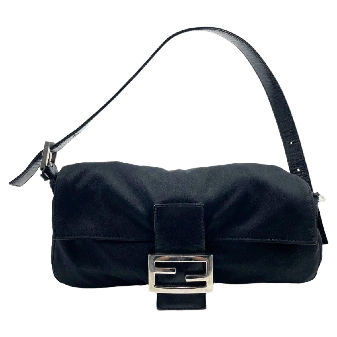 FENDI Baguette Vintage Black Cloth Silver Hardware For Sale at 1stDibs