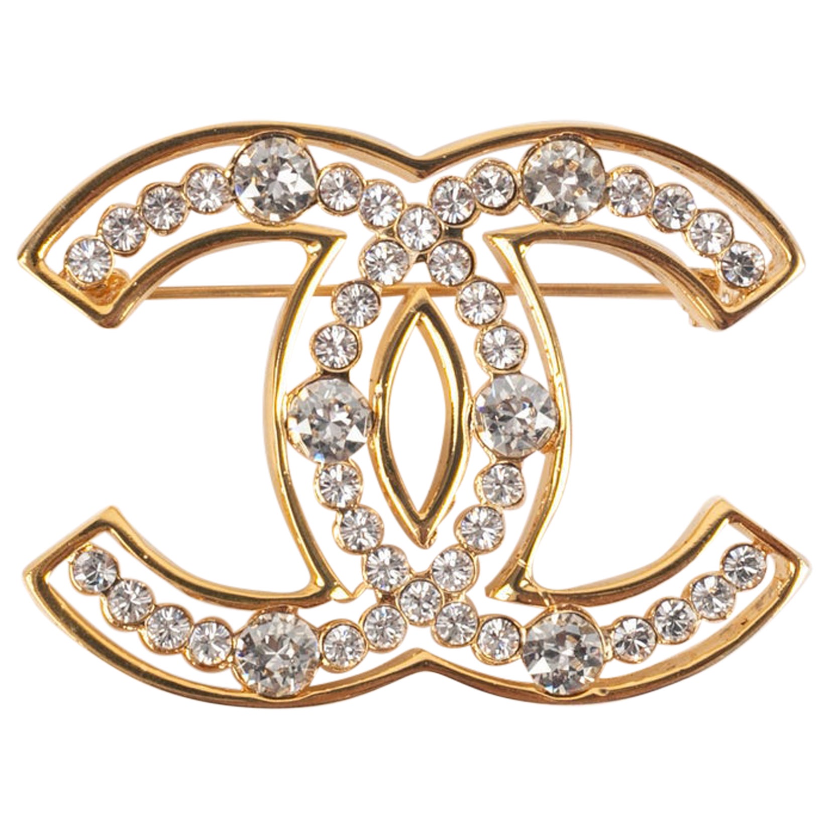 Chanel Brooches - 442 For Sale at 1stDibs | chanel brooch dupe, cc ...