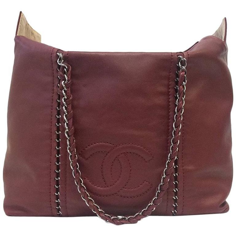 Chanel Red Handbag with chain detail For Sale at 1stDibs