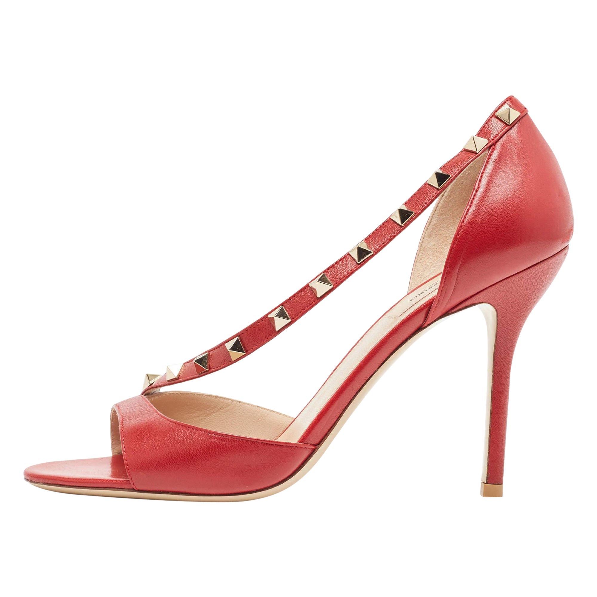 Valentino Dark Red Leather Rockstud Sandals Size 40 For Sale at 1stDibs